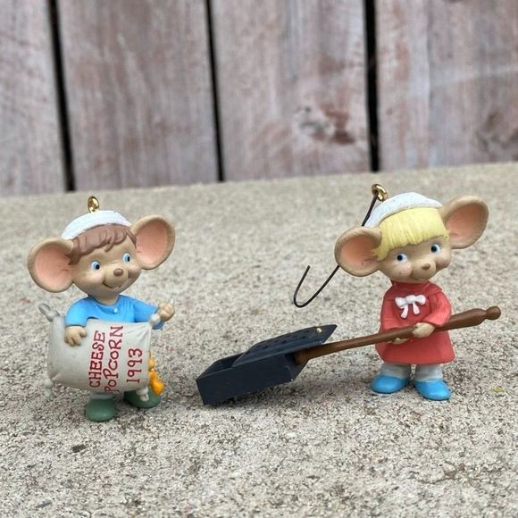 Vintage | Holiday | Vintage 993hallmarkmouse Ornaments Cheese Popcorn ...